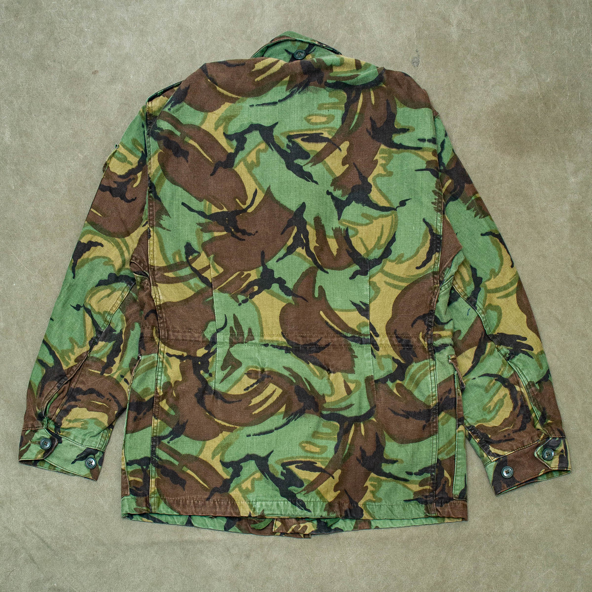 70s Vintage 68 Pattern DPM Smock - Medium – Omega Militaria