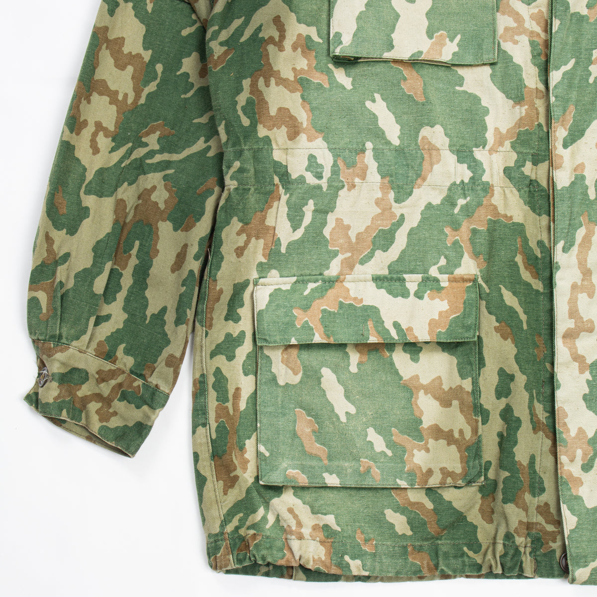 90s Vintage Russian Army VSR Camo Jacket - X-Large – Omega Militaria