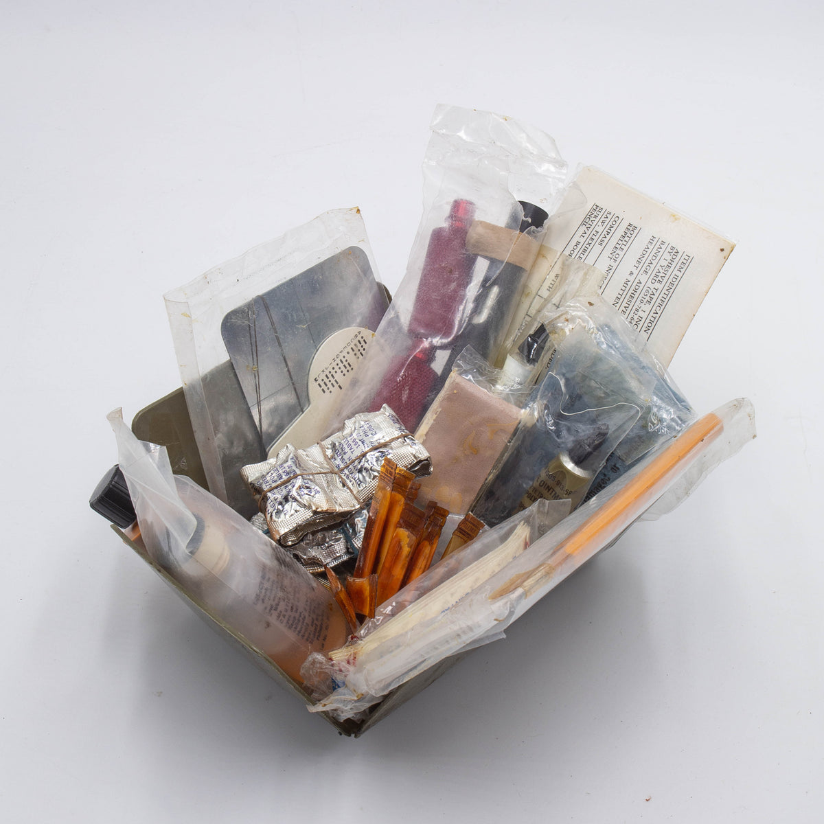 60s Vietnam War Vintage Hot-Wet Survival Kit – Omega Militaria