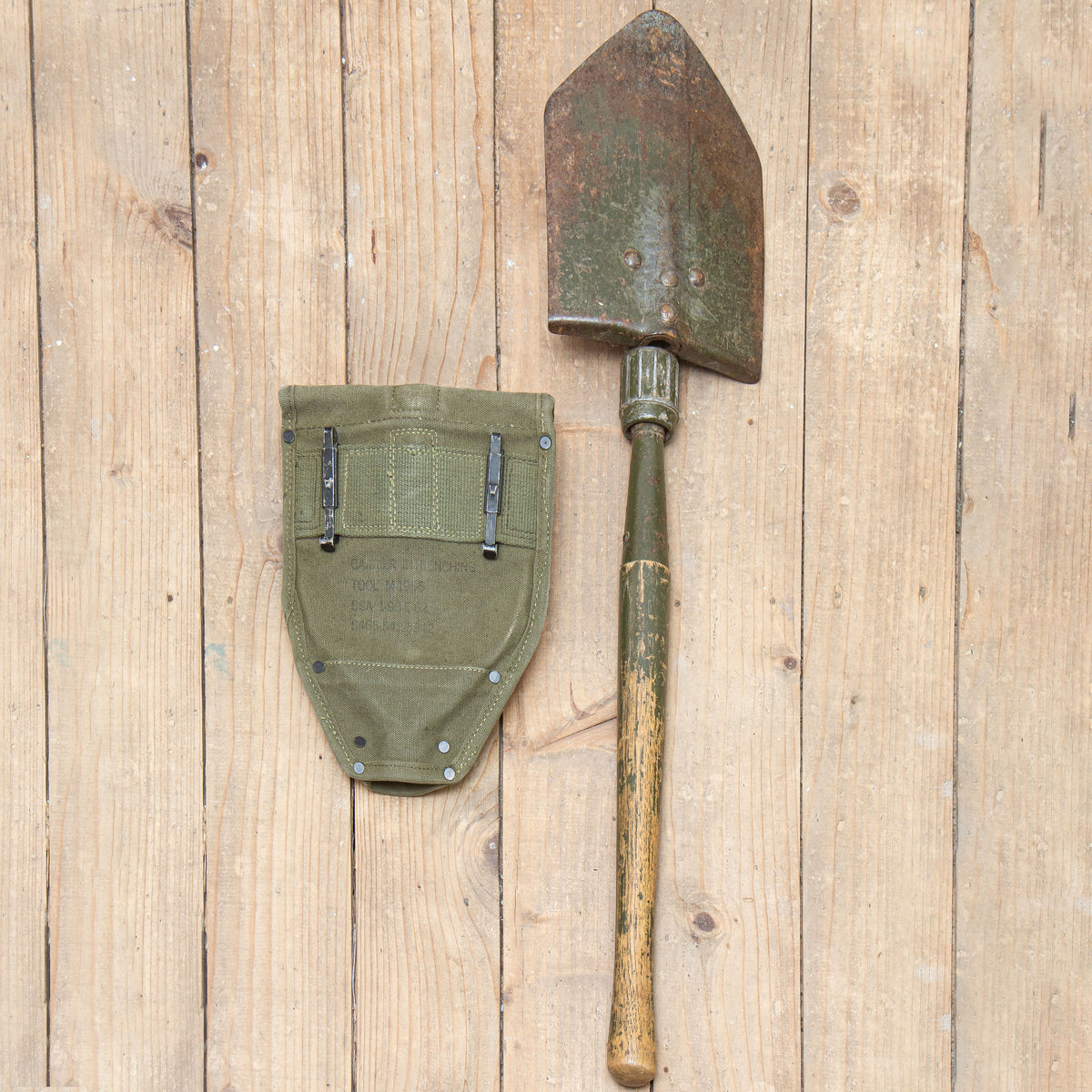 60s Vietnam War Entrenching Tool & Pouch – Omega Militaria